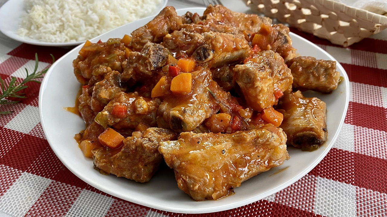 Costillas guisadas, receta con videos paso a paso