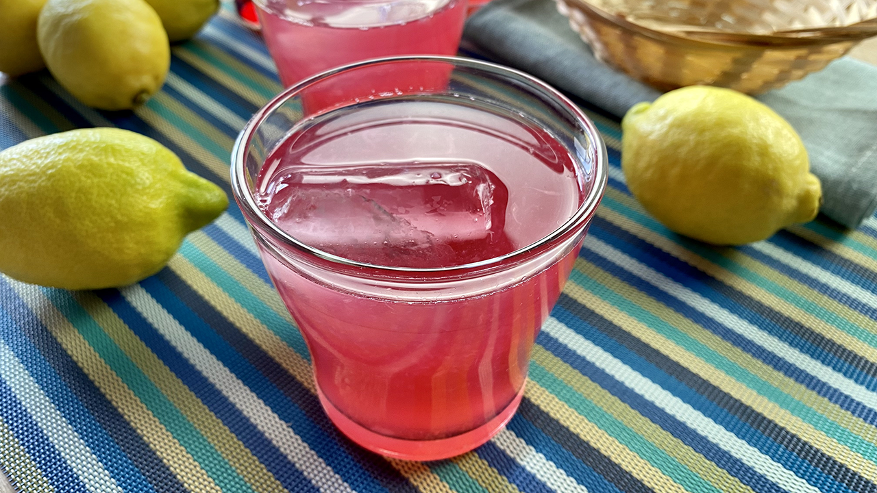 Limonada Rosa, lista en 2 minutos