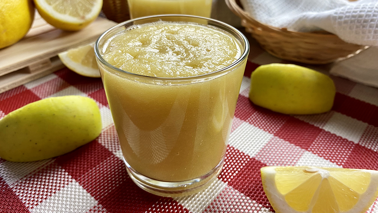 Zumo de manzana, listo en 3 minutos