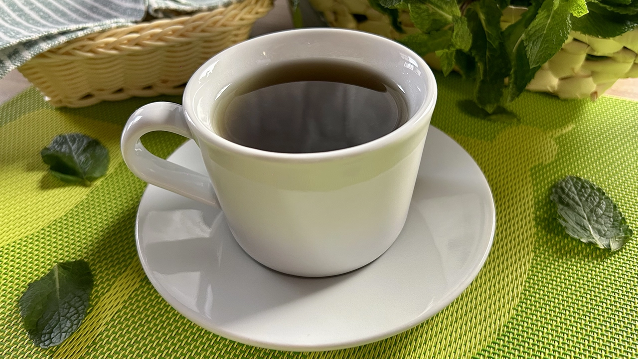 Té de menta, listo en 10 minutos